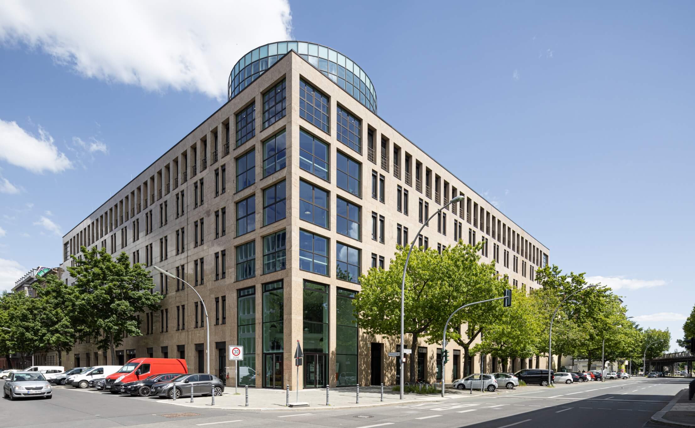 Kontor im Wirtschaftswunder Berlin: Revitalisiertes Bürohaus